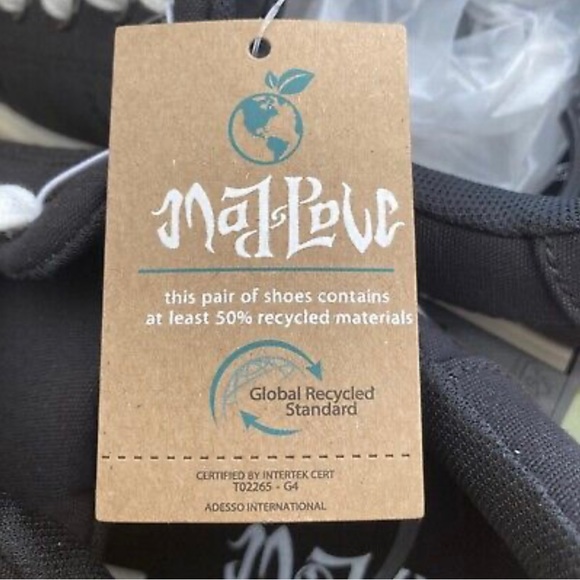 Mad Love | Shoes | Mad Love Black Sia Lace Up Low Top Canvas Sneakers ...